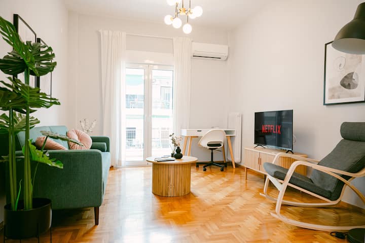 Quiet Home Near Katehaki Metro (Blue Line). - Athens