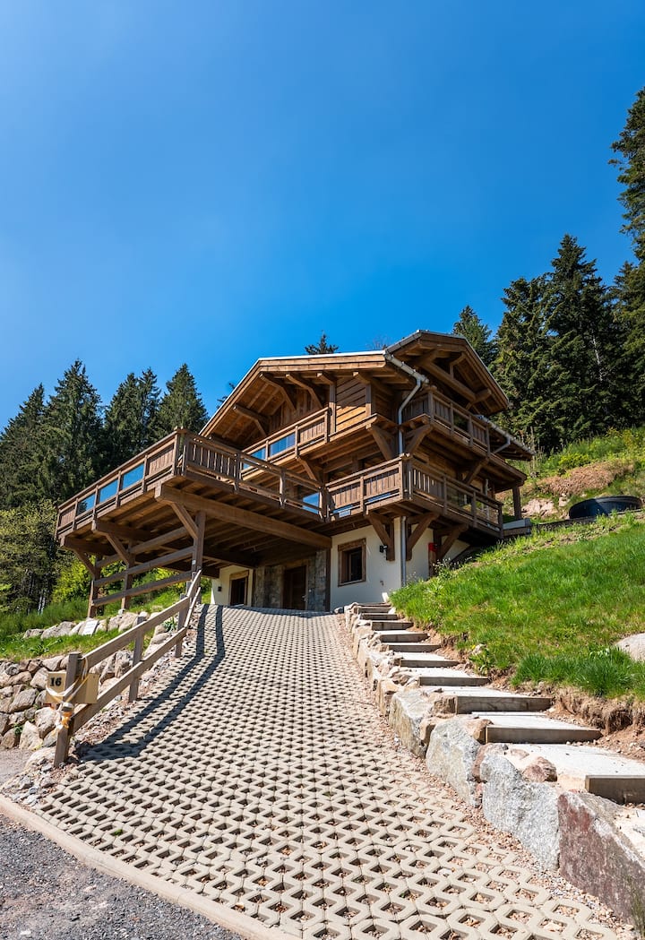 Chalet Aconit, Luxe Et Calme Avec Jacuzzi Et Sauna - La Bresse