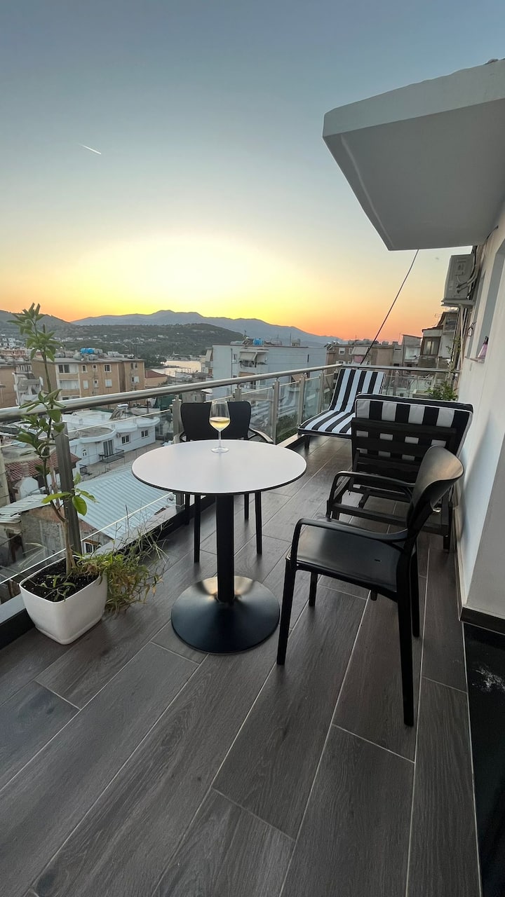 Moderne Wohnung Im Ksamil-zentrum Direkt Am Meer - Ksamil