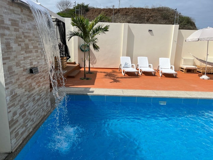 Casa Con Piscina Temperada Y Parqueadero Privado - Punta Blanca