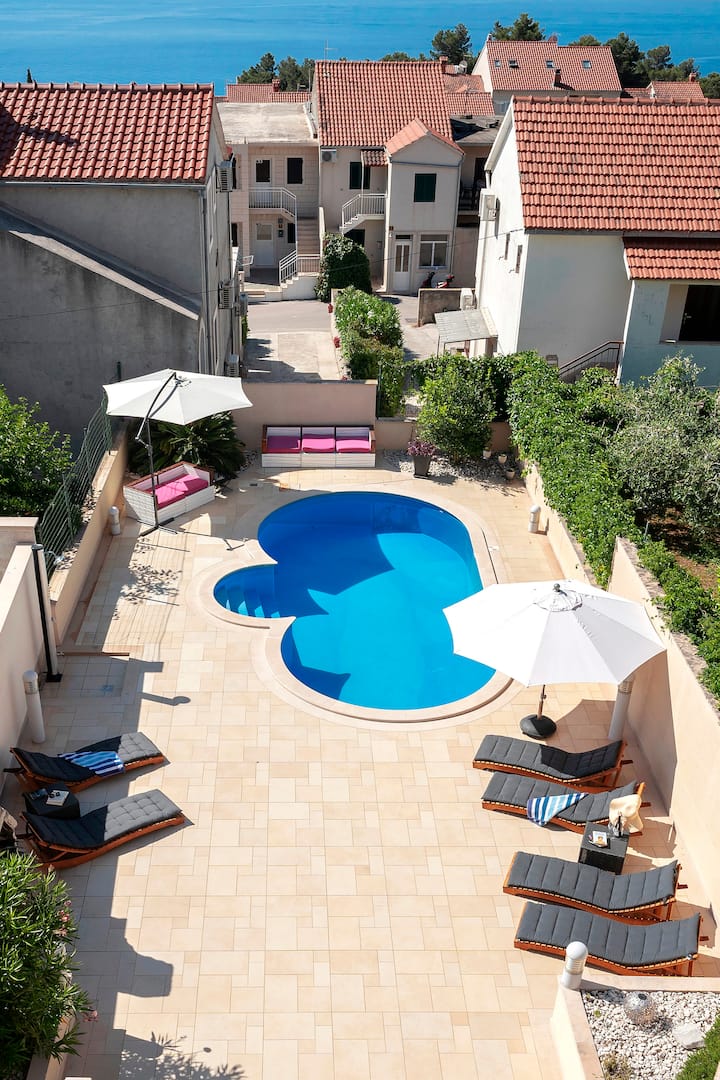 1br For 4, Pool, 3min Centre - Bol