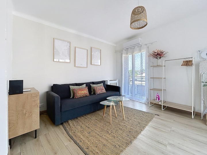 Face à L’hippodrome, Proche De La Mer - Cagnes-sur-Mer