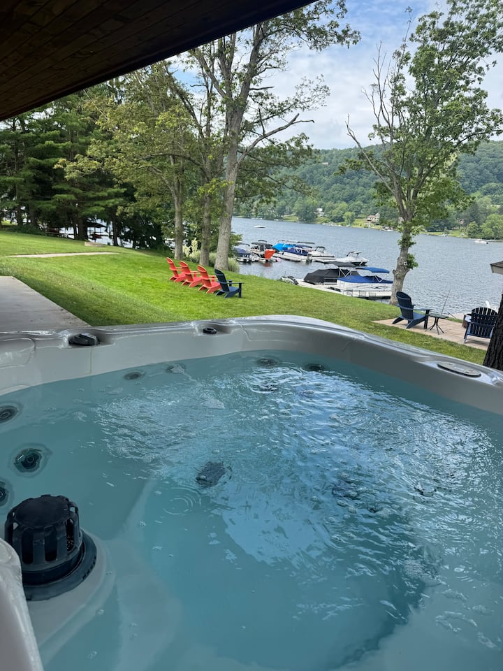 C1 - King Bed, Lakefront, Hot Tub, Full Kitchen - Deep Creek Lake, MD