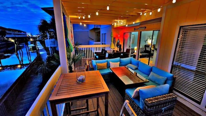 Boathouse Condo. Private Beach. Waterfront, Harbor - Destin, FL