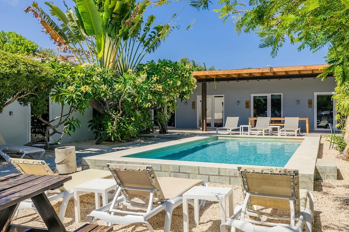 Tropical Oasis|private Pool|sleeps 24|10 Bedroom - Aruba