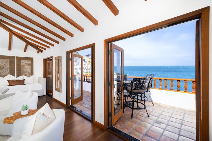 Remodeled, Premium Ocean Views+ New Golf Cart 2025 - Avalon, CA