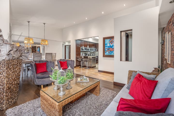 Encantador Ph/cerca Provenza-lleras/views/parking - Medellín