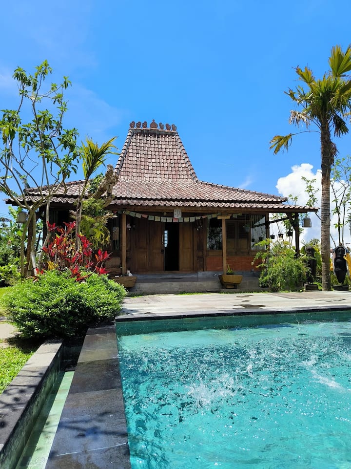 Pondok Kawinaya Traditional Joglo Near Twin Lake - Munduk