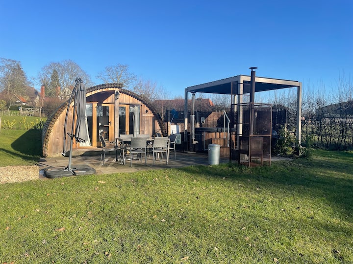 Fox - 2 Bedroom Cabin - Saffron Walden