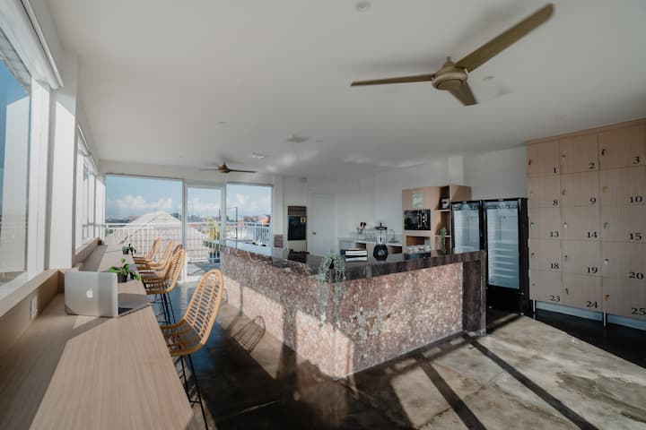 Bustle Base Kuta Coliving & Fast Wifi For Nomads - Indonesia