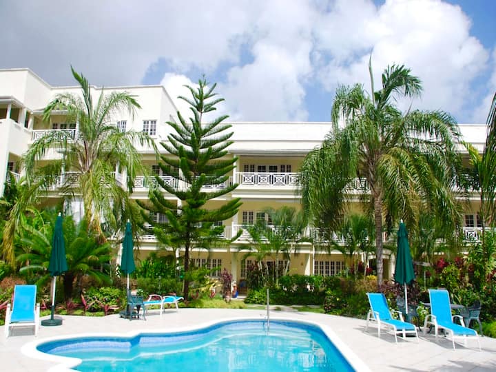 Charming 2br Condo W/ Pool Near Beach, 25 Margate - Bridgetown