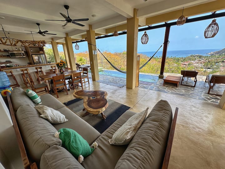 Infinity Pool Villa W/ Ocean Views – Casa La Vista - Mazunte