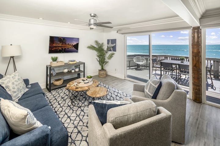 3 Bedroom Beachfront Retreat — Steps To Sand - Buccaneer Beach, Oceanside