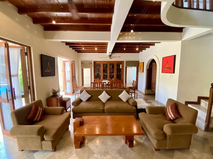 4br Spacious Pool Entire Private Villa Seminyak - Bali