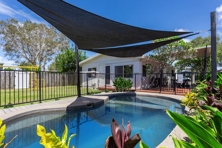 Cotton Tree Gem: Pool, Games Room & Huge Yard -