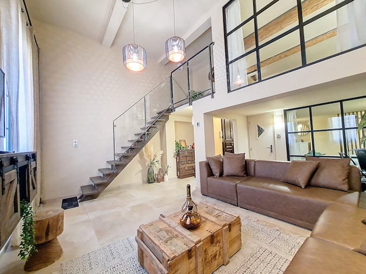 Loft / Centre Ville / 2 Parking - French Riviera