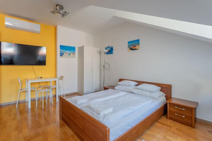 Sunny,quiet 2rooms3beds Flat@citycentral - Budapest