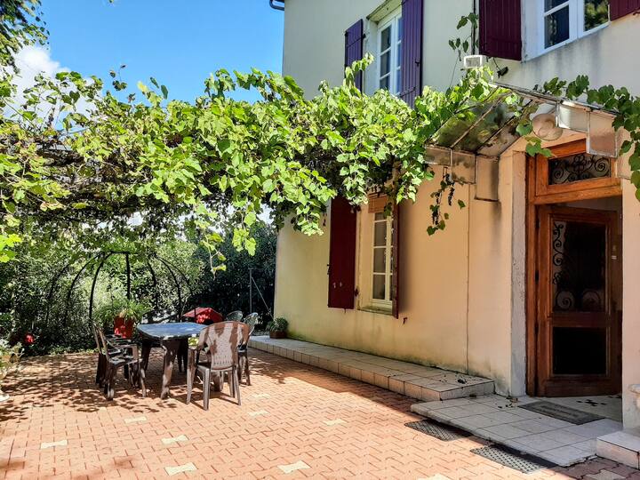 Maison Lot-et-garonnaise - Sous Les Vignes - Damazan