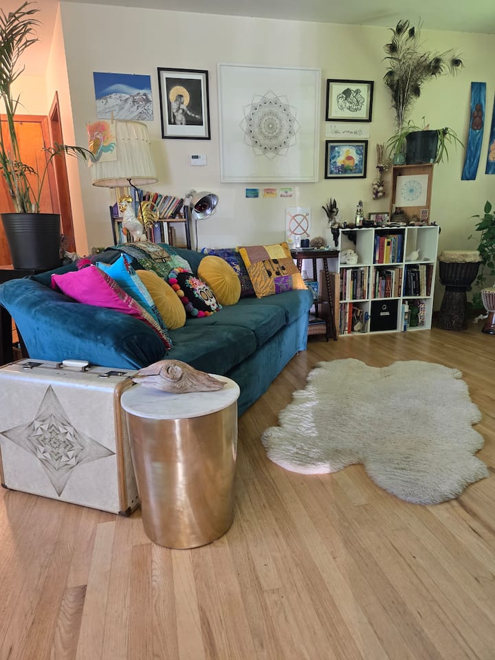 Eco-house With Private Front Yard - Ithaca, NY