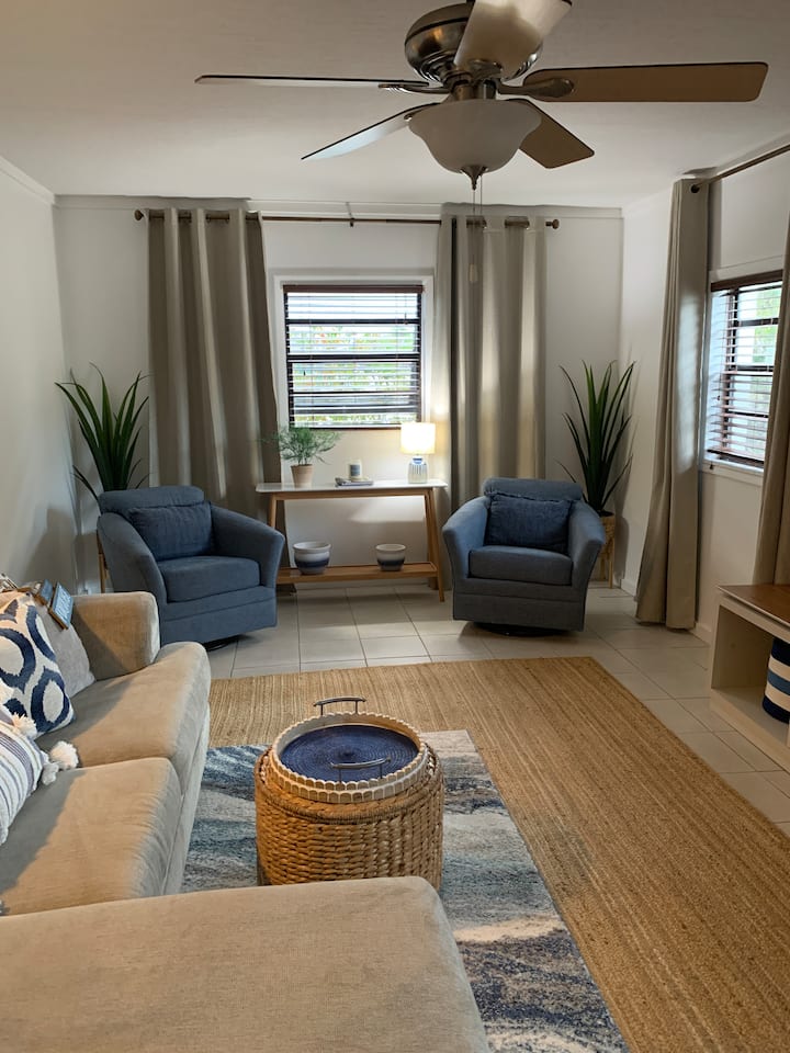 Cute Home 8 Minutes To Beach! - メルボルン, FL