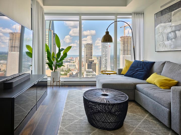 Vue Incroyable! Condo 1 Ch + Bureau & Garage - Montreal