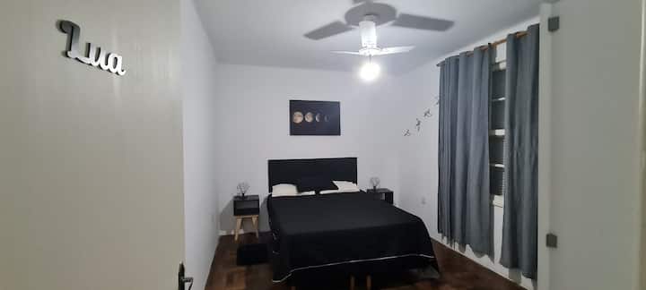 Próx. Teatro São Pedro Catedral E Mercado Público - Porto Alegre