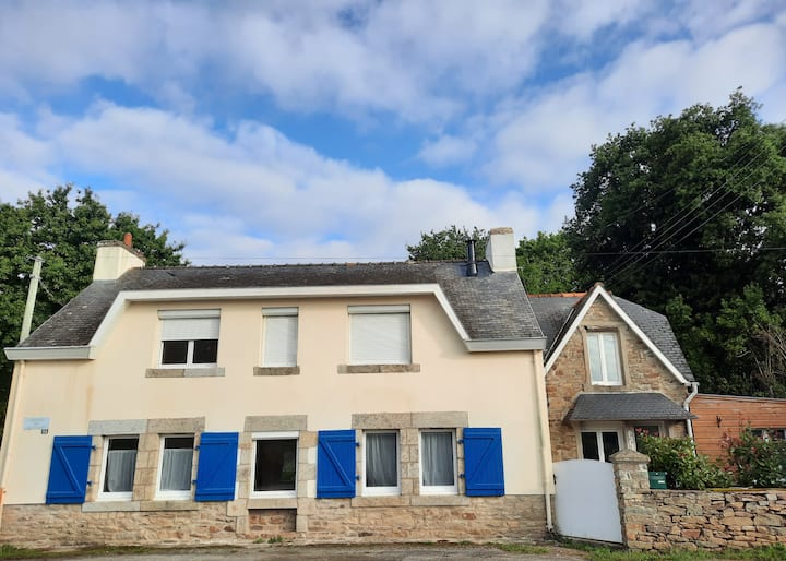 Belle Et Grande Maison En Pierre - Riec-sur-Bélon