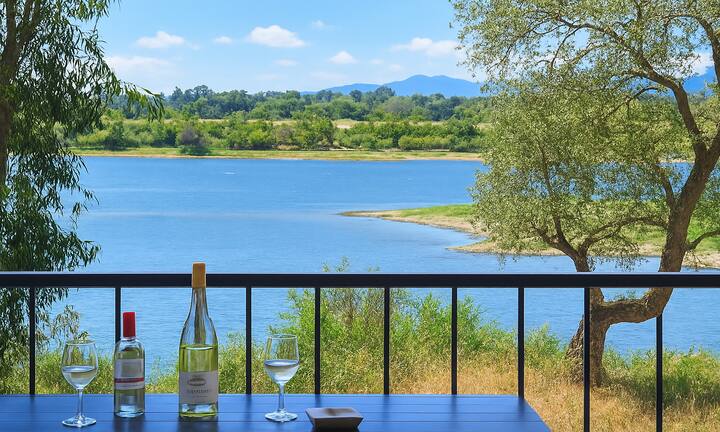 Sur Domaine De 8 Ha En Bord De Lac, Proche Plages. - Aléria