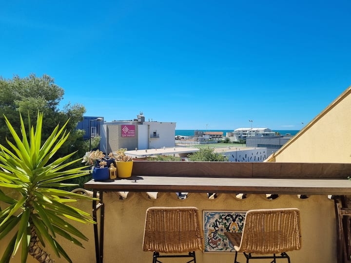 T1 Mezzanine Avec Terrasse Proche Des Plages. - Sète