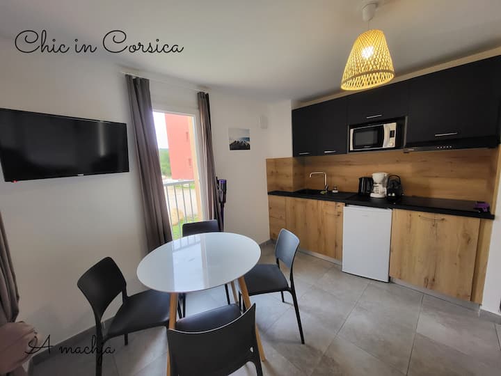 Apt Cosy Vue Maquis  Proche Plages Avec Piscines - Lecci