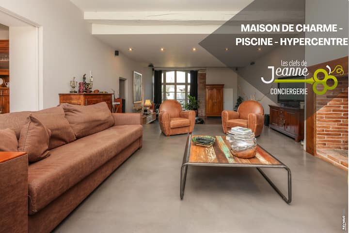 Maison De Charme - Piscine - Hypercentre - 300m2 - France