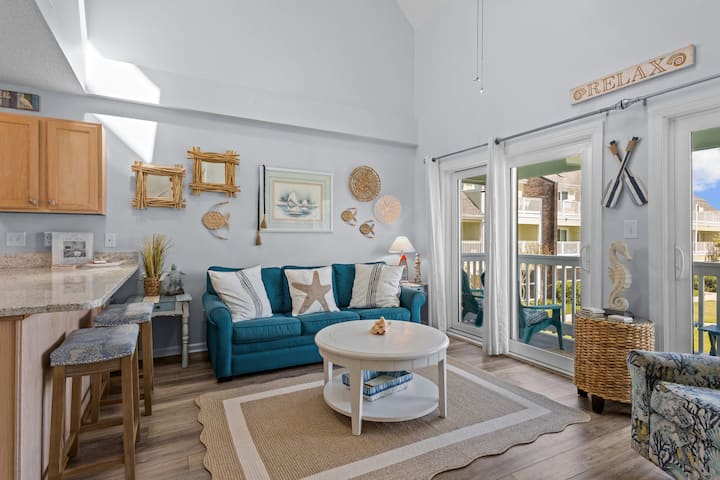 Oceanfront Complex! 2 Bd/2 Bath + 3 Pools - Emerald Isle, NC
