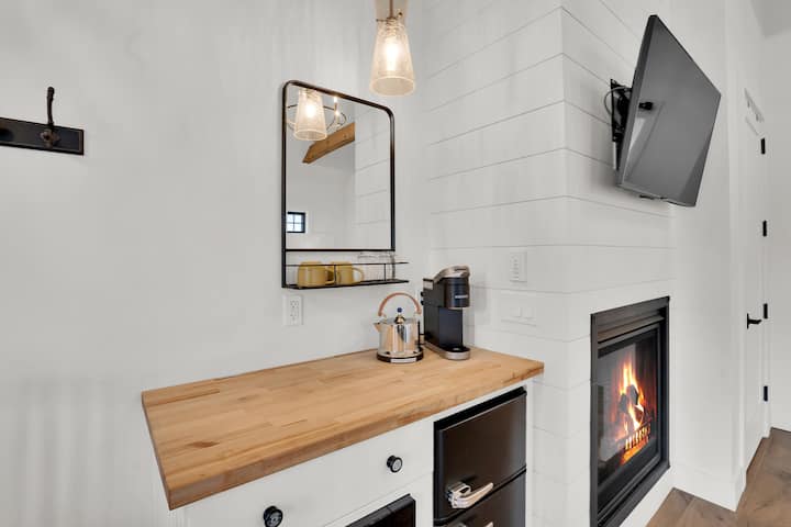The Scout: Cottage 4 - Sisters, OR