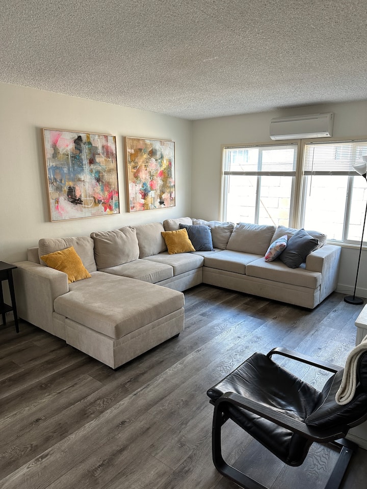 Quiet, Artsy, Cute Casita! - Torrance, CA