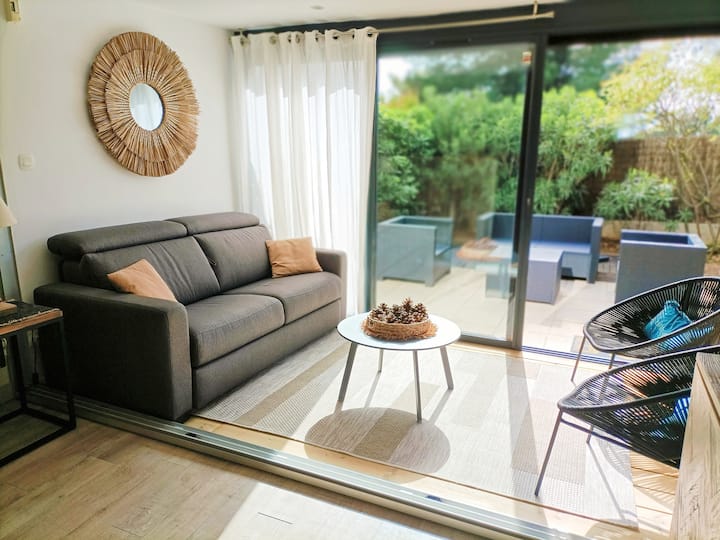 Appt Rez Jardin Bord Golf 6 Pers. Tennis&piscine - Agde