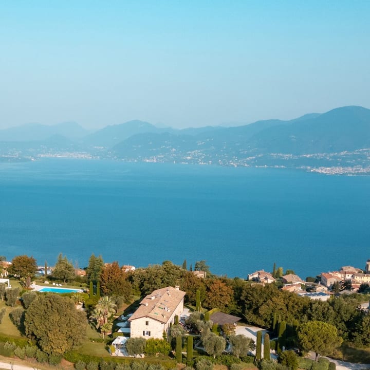 The Romantic Dependance In Luxury Villa - Torri del Benaco