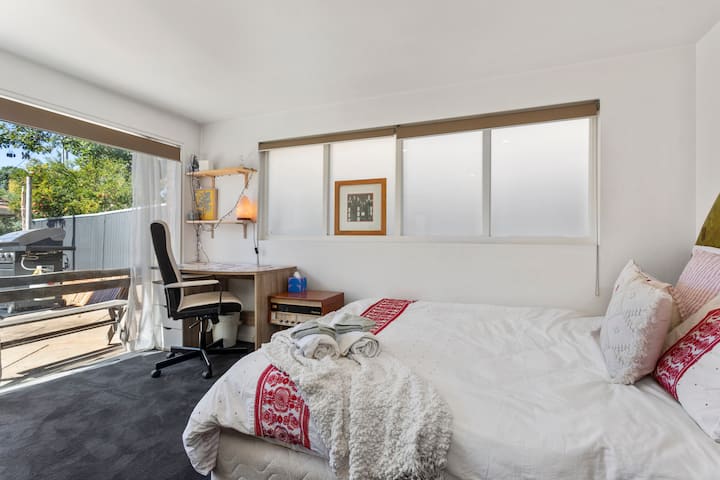 Cosy Mini Unit In Beaumont- 12 Mins From Cbd - Stirling