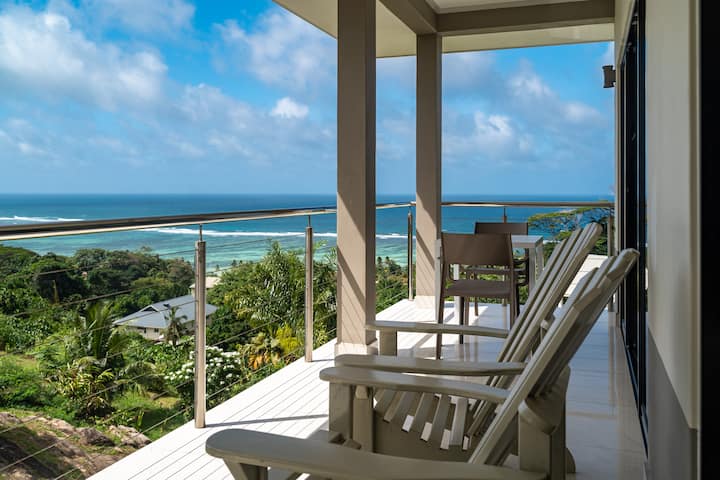 Deluxe One Bedroom Apartment ( East Horizon) - Mahé
