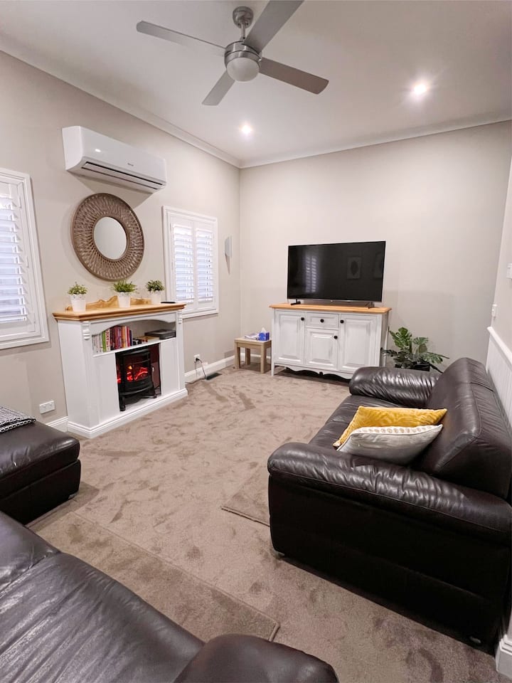 Blacksmiths Lane - 2 Bedroom/2 Bathroom Home - Traralgon