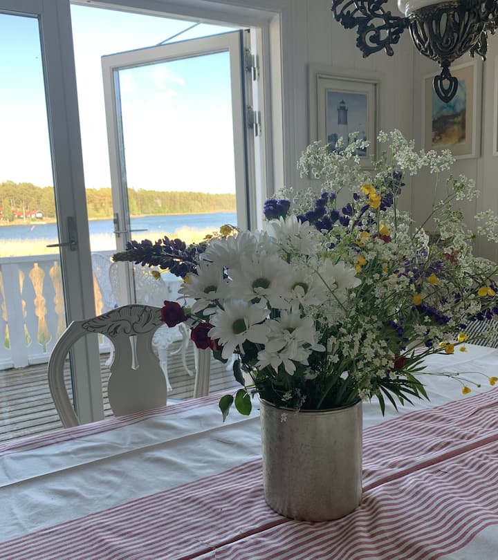 Härligt Hus I Mellanfjärden - Sweden