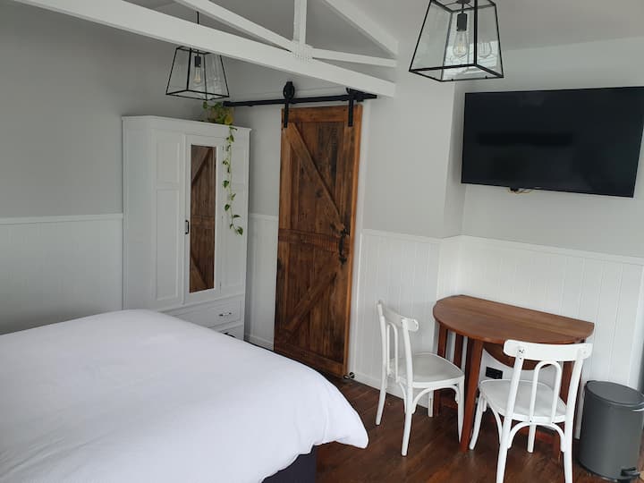 Charming Cottage In Onehunga - Auckland