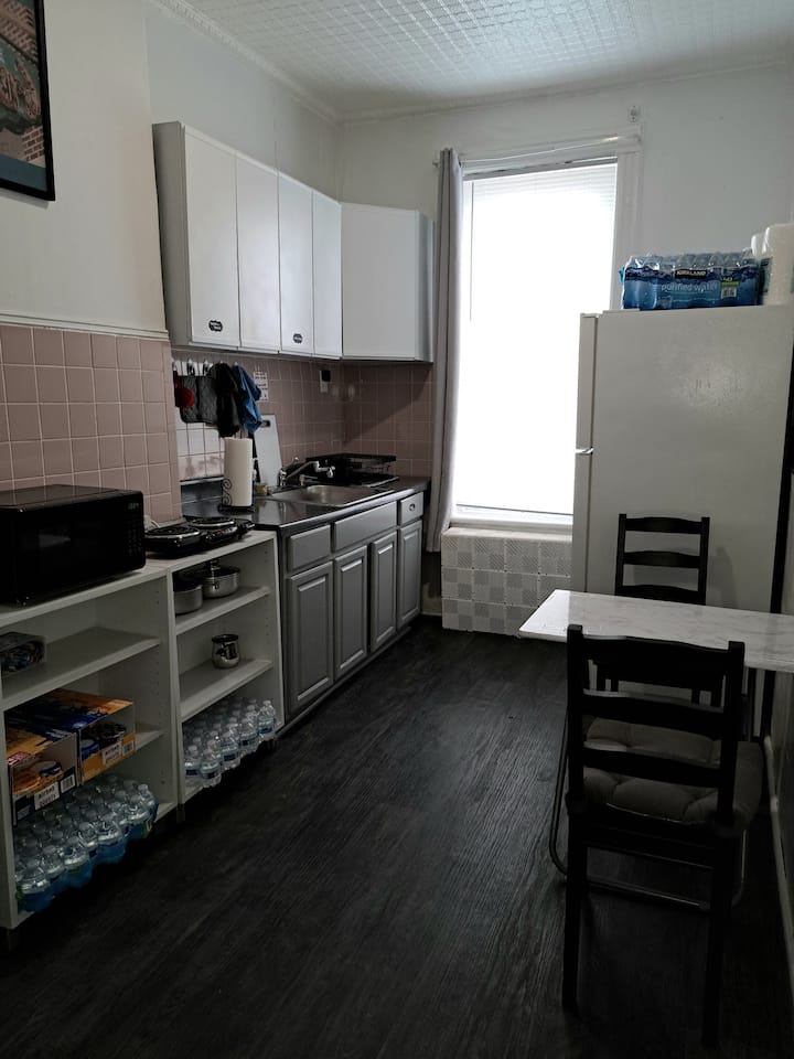 Bedroom In Private Home Cypress Hills 1 Night Min - Brooklyn, NY