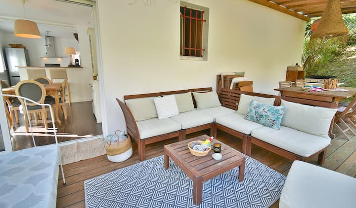 Maison Basque Avec Jardin - Bidart