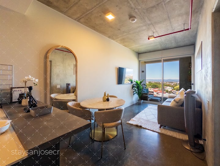 Stunning Views Near The National Stadium - San José