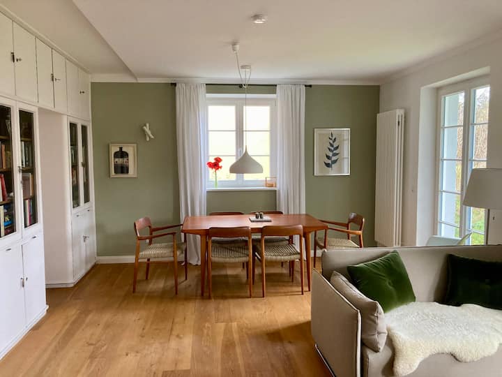 Stilvolle Große Wohnung In Zentrumsnähe - Augsbourg