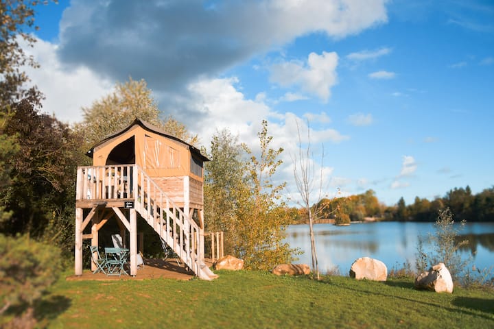 Waterfront Tree House Treehouses For Rent In Gravon le de France Waterfront Tree House Treehouses For Rent In Gravon le de France