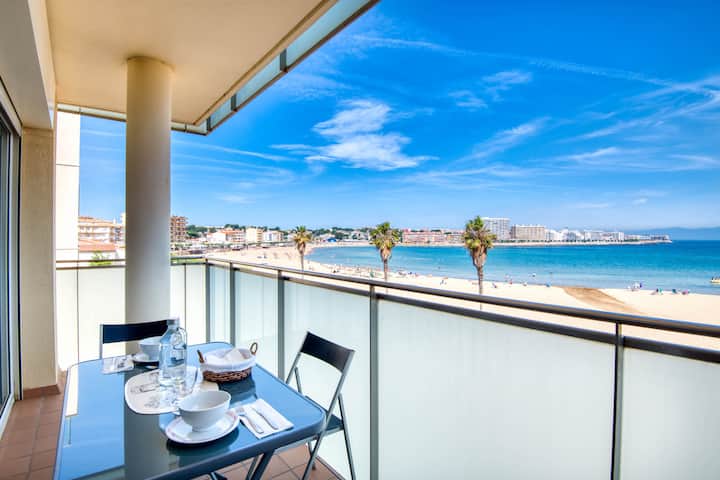 Lola: Bel Appartement Avec Vue Sur La Mer Et Sur L - L'Escala