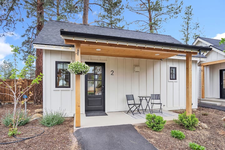 The Scout: Cottage 2 Ada - Sisters, OR