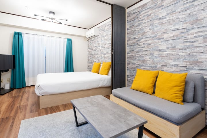 日本橋駅から徒歩6分/人気の道頓堀まで徒歩圏内/エレベーター付き1r/ラフィ日本橋 C02 - Osaka