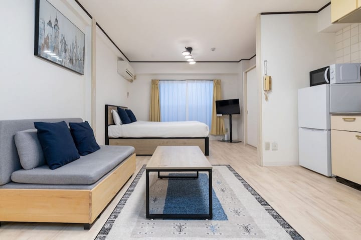 日本橋駅から徒歩6分/人気の道頓堀まで徒歩圏内/エレベーター付き1r/ラフィ日本橋 F01 - Dotonbori